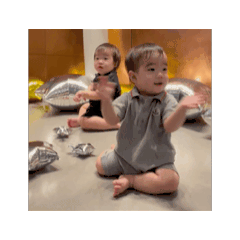 AaBb♪(´ε` ) – LINE貼圖 | LINE STORE