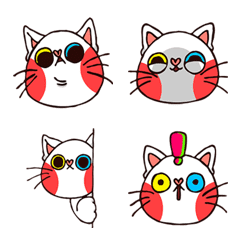 Charlie the White Cat – LINE อิโมจิ | LINE STORE